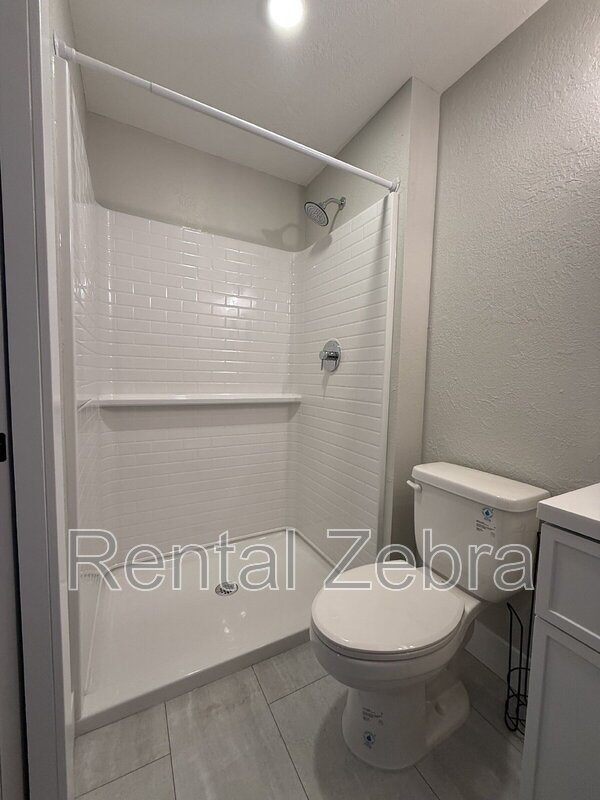 208 SE 4th St Unit 2 Bend, OR 97702 | Rental Zebra - Central Cali