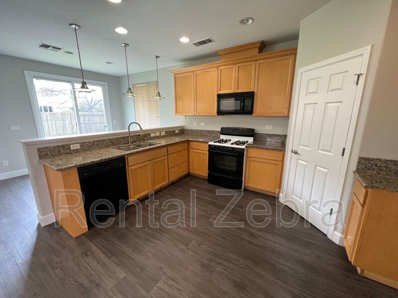 494 Tolman Way Merced, CA 95348 | Rental Zebra - Central Cali